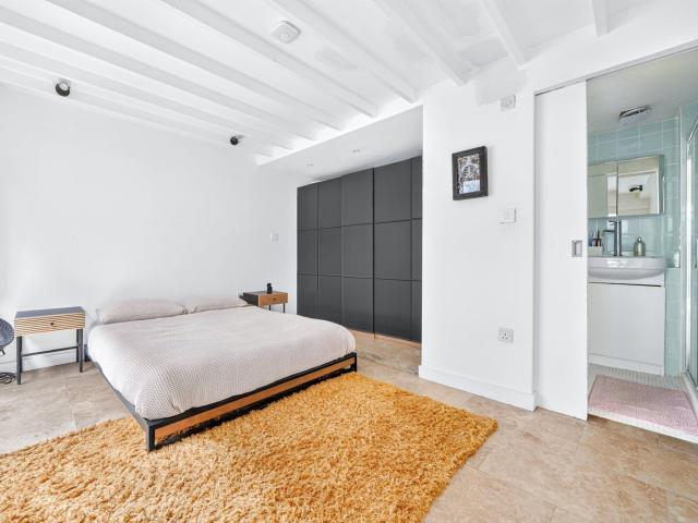 Apartment at Allingham Street, Greater London