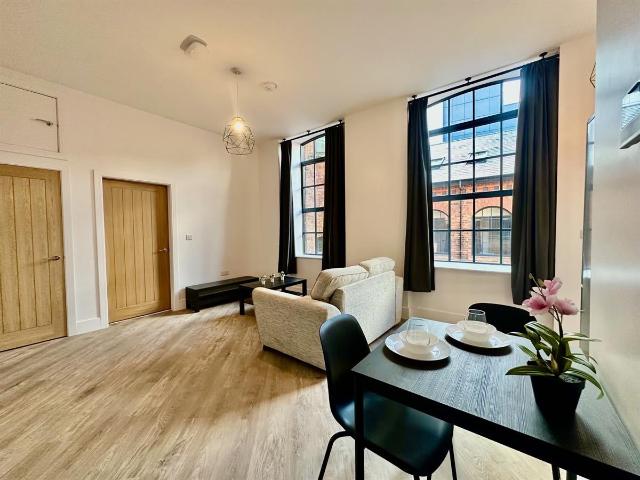 Apartment at Alma Close, Nottingham