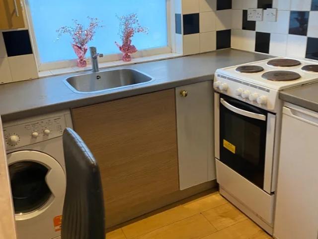 Apartment at Alma Road, Greater London