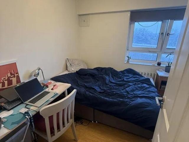 Apartment at Alpha Place, Greater London