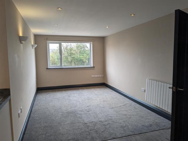 apartment at Apartment 2, 840 Woodborough Road, Nottingham