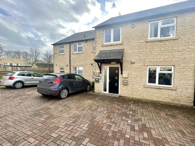 apartment at Apartment 2, Oaken Court, Cricklade Road, Cirencester, Gloucestershire, GL7