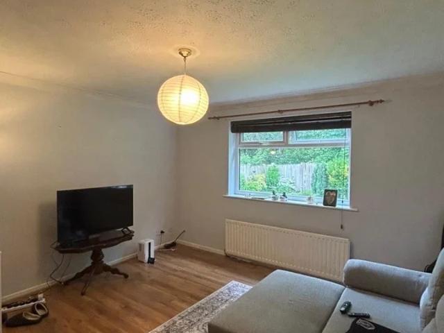Apartment at Apple Way, Middleton