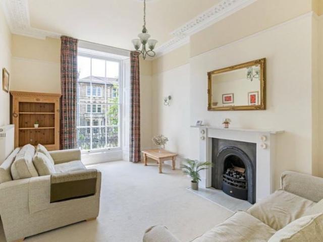 Room at Apsley Road, Bristol