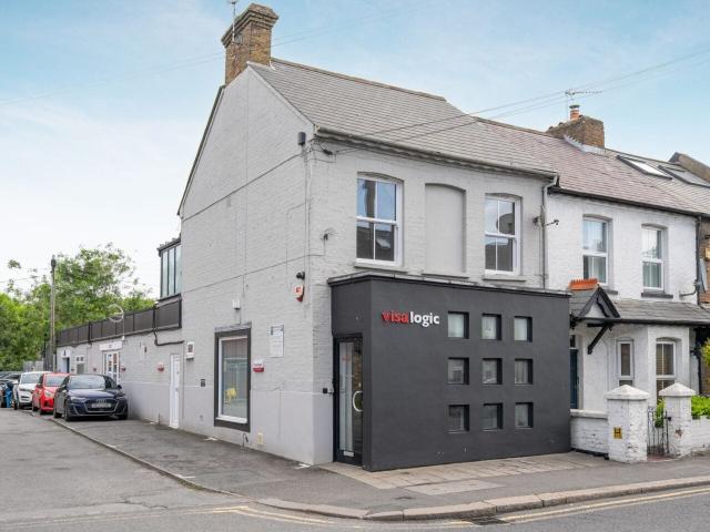 Apartment at Arthur Road, Windsor