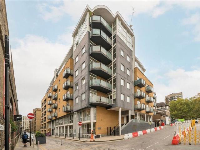 Apartment at Artichoke Hill, Greater London