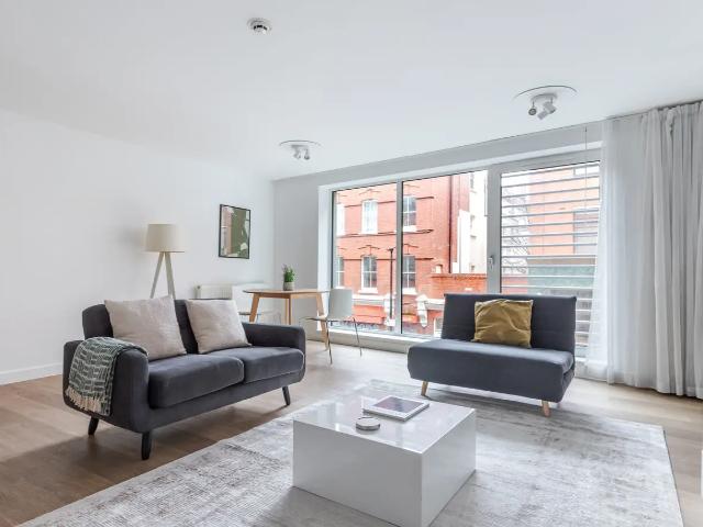Apartment at Artillery Passage, Greater London
