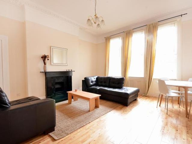 Apartment at Arcadia Street, Greater London
