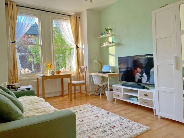 Apartment at Archel Road, Greater London