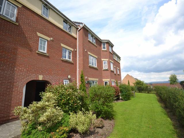 Apartment at Ardenfield Close, Radcliffe