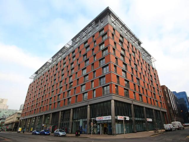 Apartment at Argyle Street, Glasgow