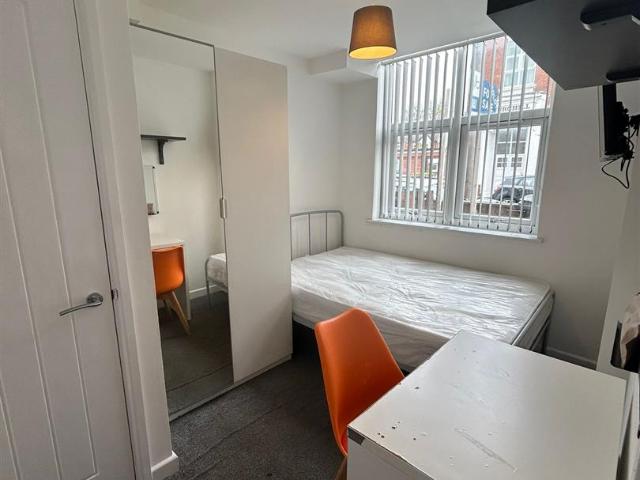 Room at Argyll Street, Coventry