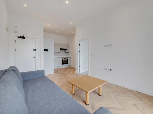 Apartment at Arklow Road, Greater London