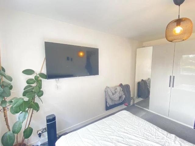 Apartment at Arkley Road, Dacorum