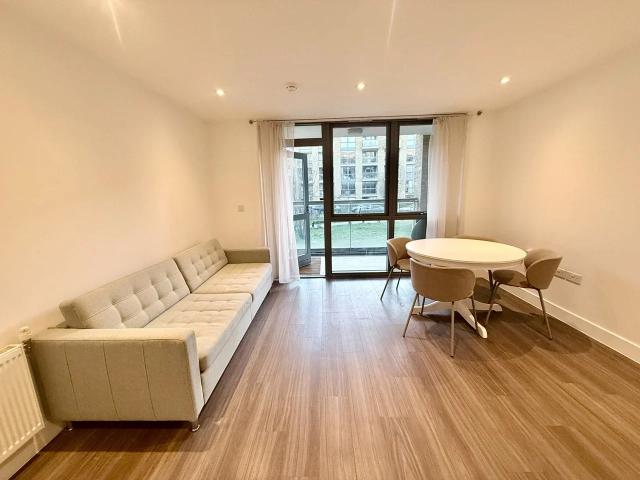 Apartment at Arlington Avenue, Greater London