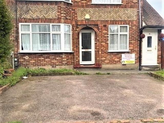 apartment at Arlington Crescent, Waltham Cross