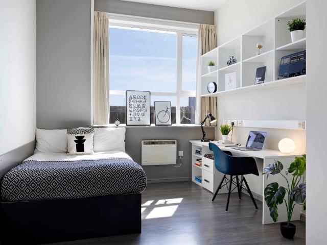 Apartment at Armada Way, Plymouth