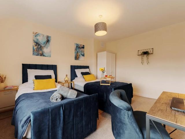 Apartment at Armley Ridge Road, Leeds
