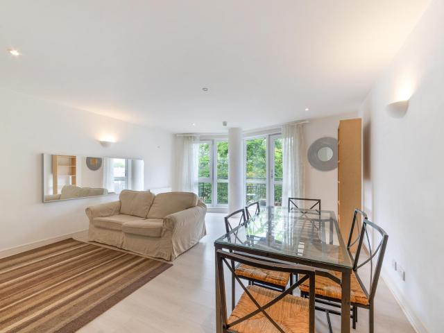 Apartment at Arnhem Place, Greater London