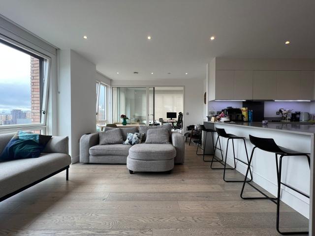 Apartment at Arniston Way, Greater London