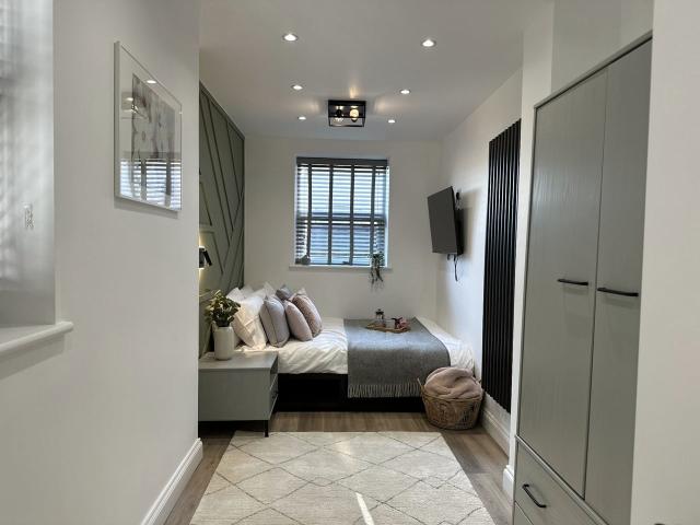 Room at Arnold Street, Rugby
