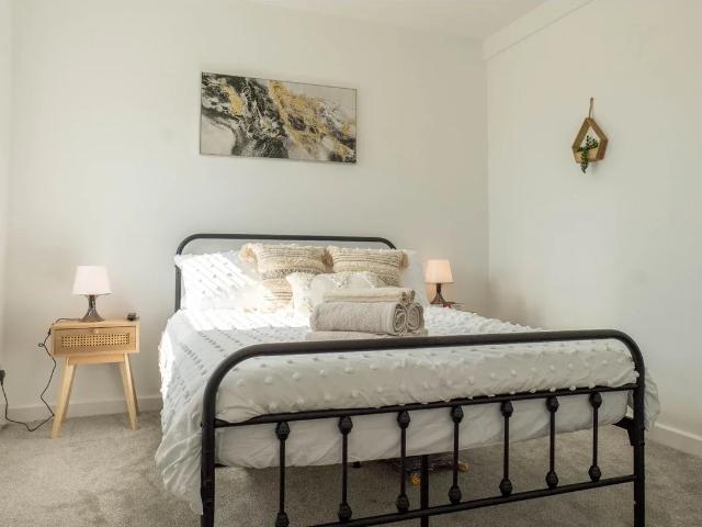 Apartment at Arnside Road, Bristol