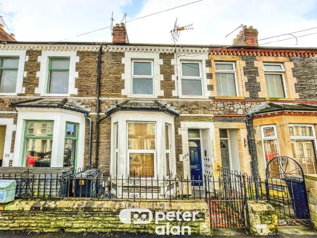 Apartment at Arran Street, Cardiff