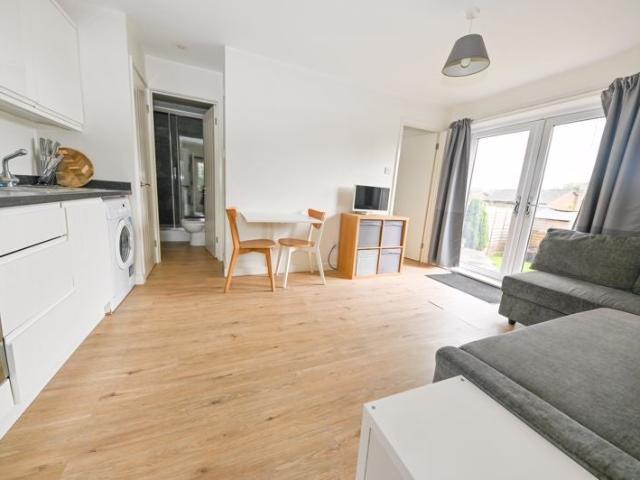 Apartment at Arragon Court, Waterlooville