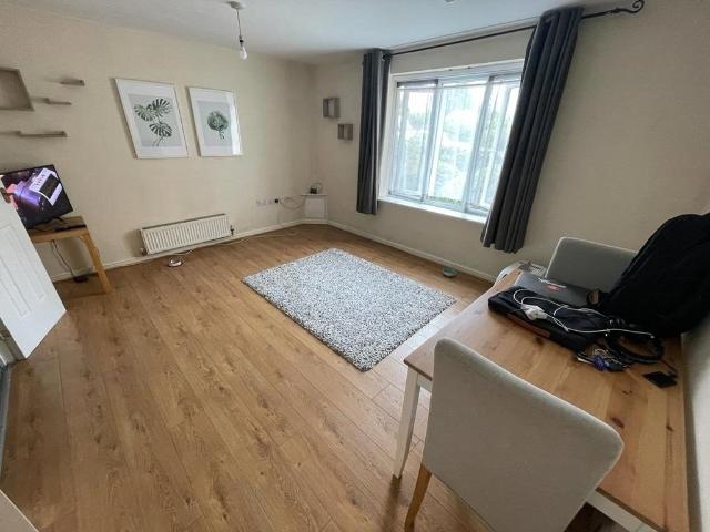 Apartment at Astor Road, Salford