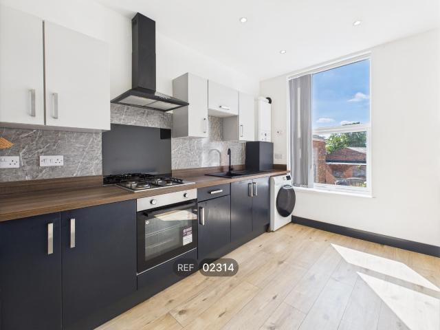 Apartment at Ash Grove, Hull