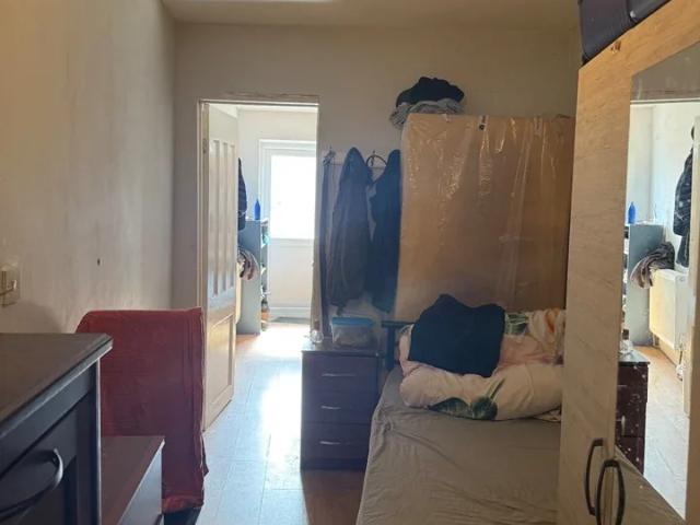 Apartment at Ashburton Avenue, Greater London