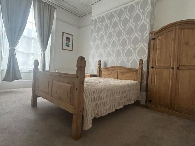 Apartment at Ashgrove Road, Bristol