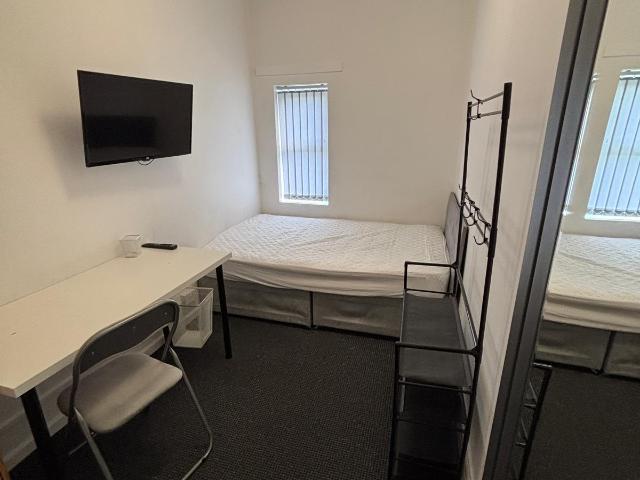 Apartment at Ashford Street, Stoke on Trent