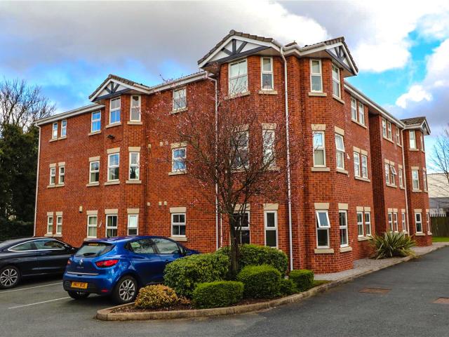 Apartment at Ashfield Gardens, Warrington