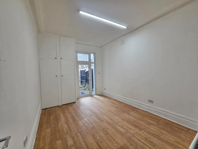 Apartment at Ashlake Road, Greater London