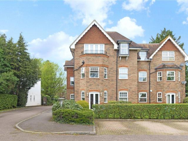 Apartment at Ashley Road, Elmbridge