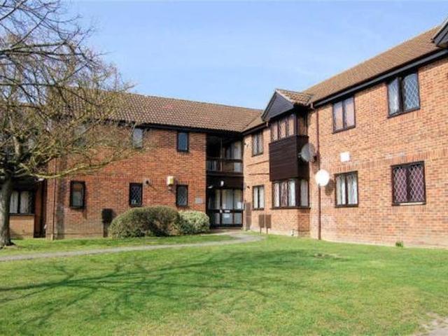 Apartment at Ashmere Close, Holybrook