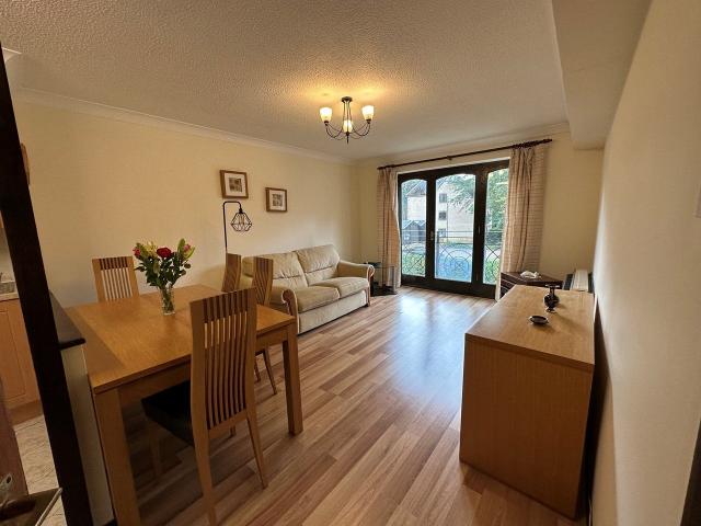 Apartment at Ashworth Park, Cambridge