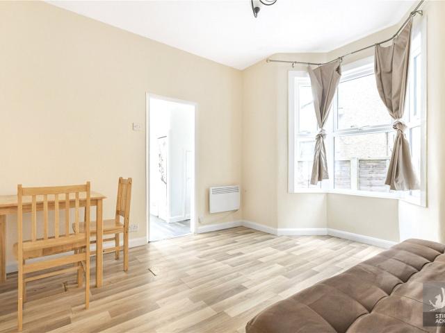 Apartment at Ashville Road, Greater London