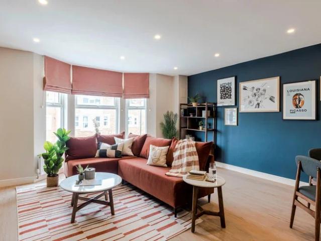 Apartment at Askew Road, Greater London