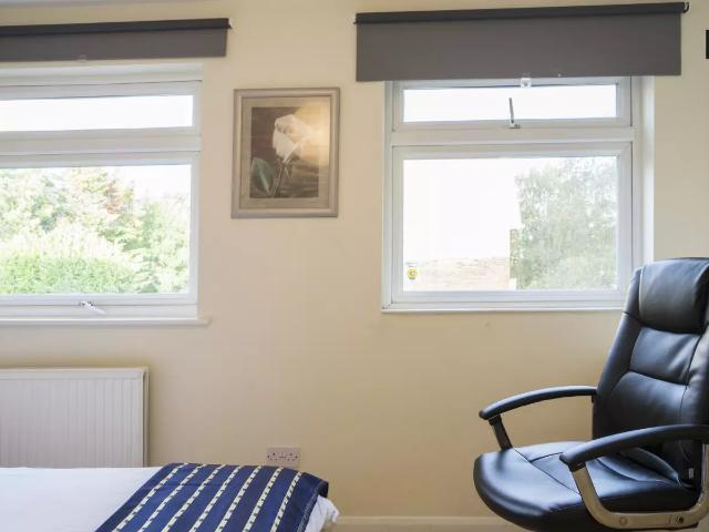 Apartment at Aspen Close, Greater London