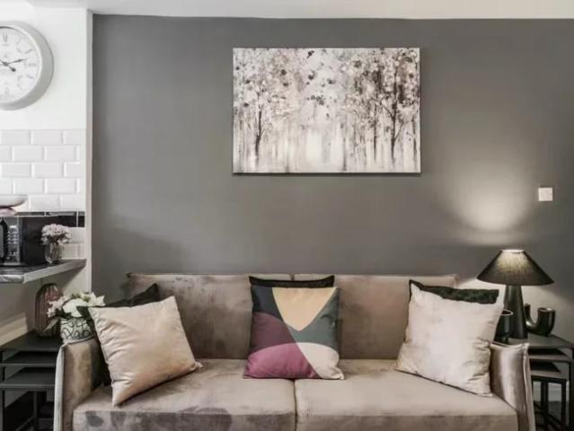 Apartment at Athlone Road, Greater London