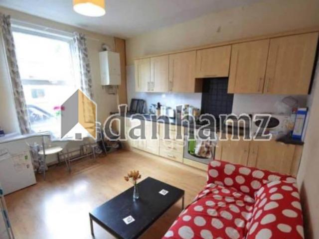 Apartment at Autumn Street, Leeds