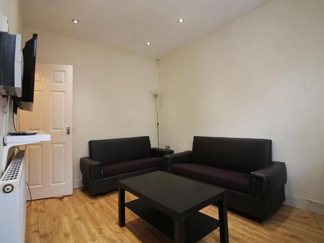 Apartment at Autumn Terrace, Leeds