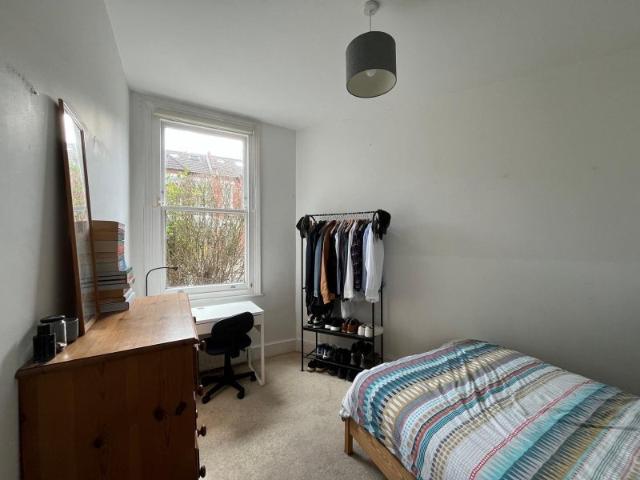 Apartment at Avarn Road, Greater London