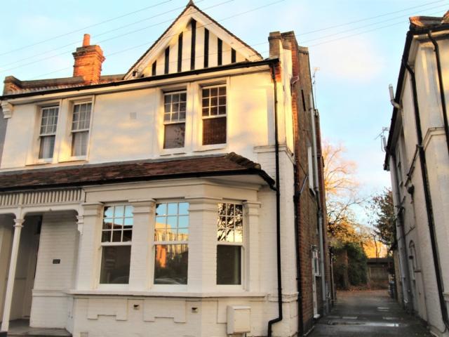 Apartment at Avenue Road, Borough of Runnymede