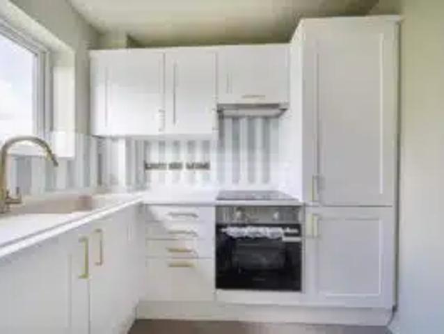 Apartment at Avenue Road, Greater London
