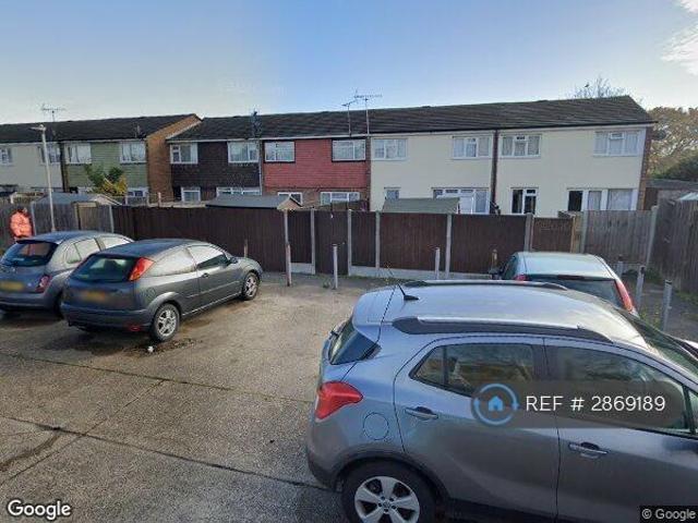 Room at Avon Way, Basildon