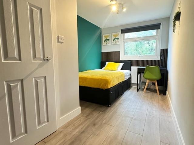 Apartment at Avon Way, Basildon