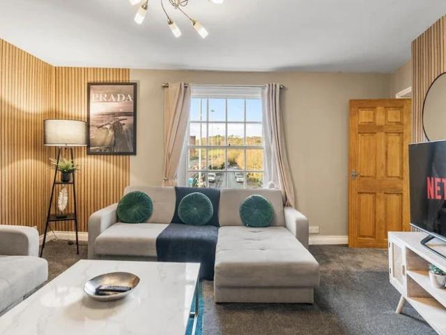 Apartment at Avon Crescent, Bristol